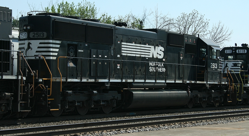 NS 2513